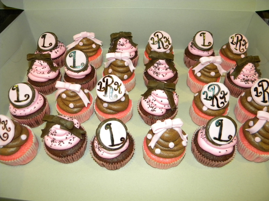 Lilly - CakeCentral.com