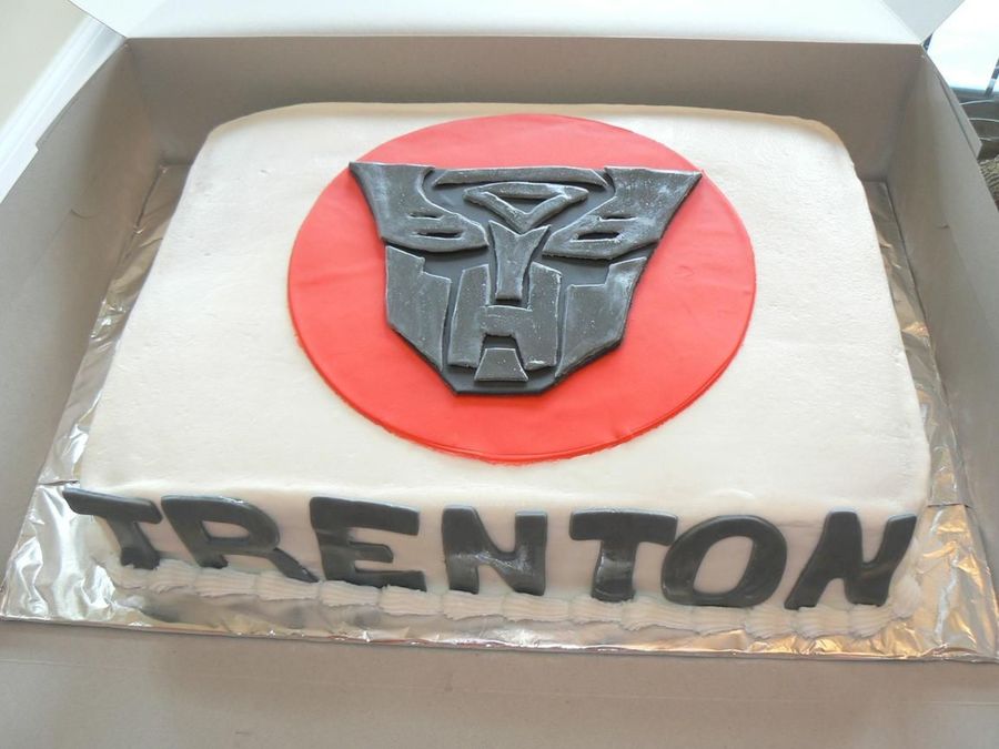 Transformer Cake - CakeCentral.com