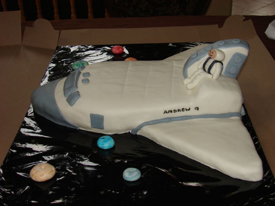 Space Shuttle Cake - CakeCentral.com