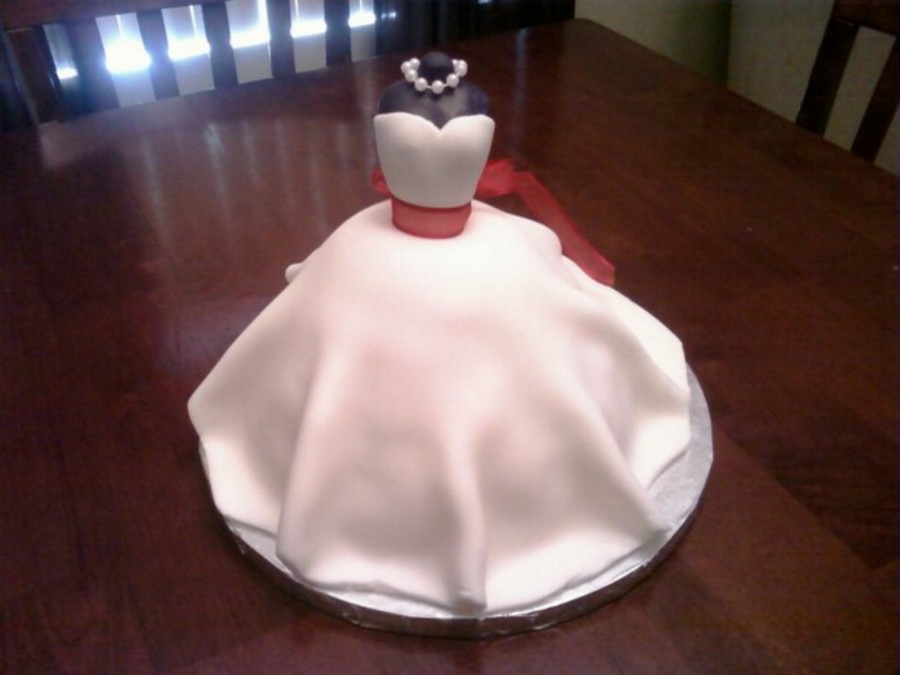 Bridal Gown Cake - CakeCentral.com