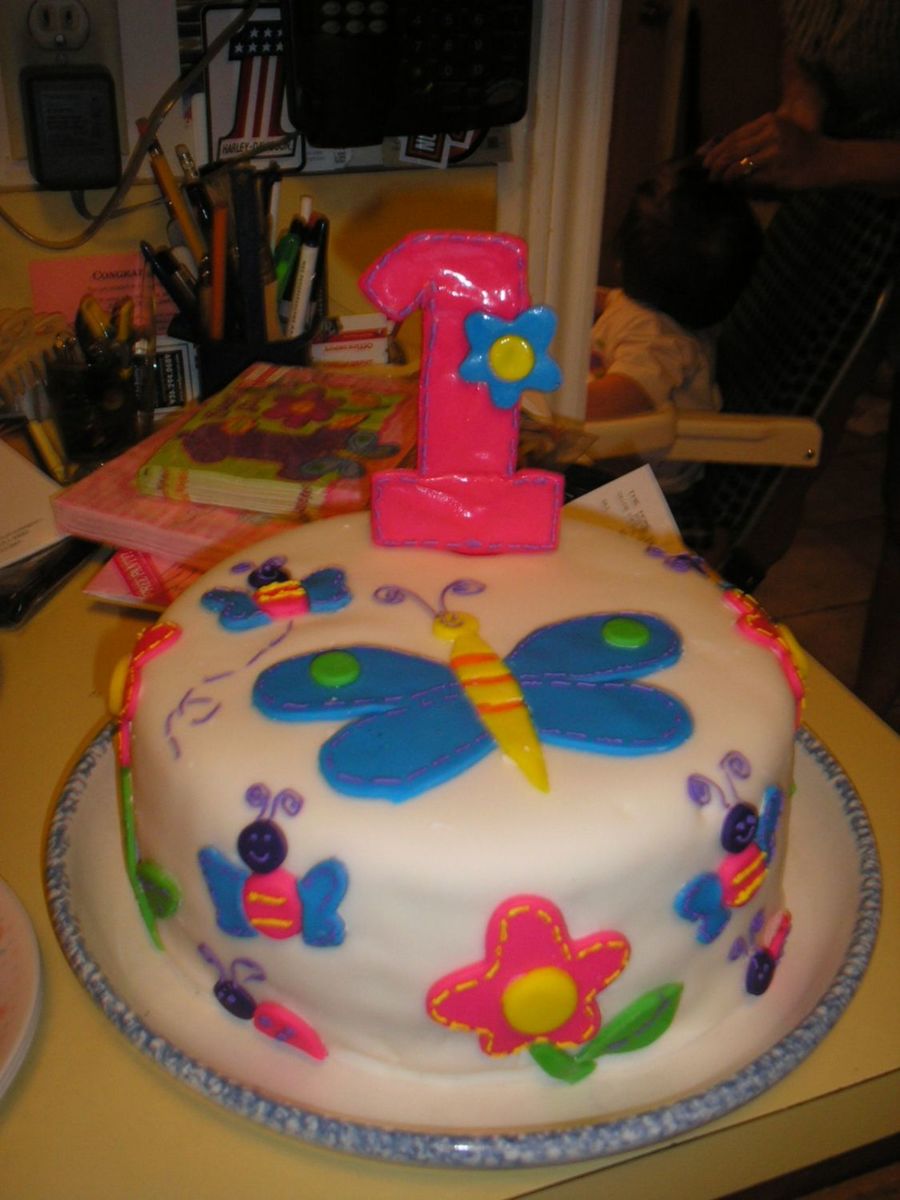 Grace's First Birthday - CakeCentral.com