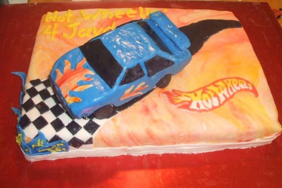 Hot Wheels Race Car - CakeCentral.com