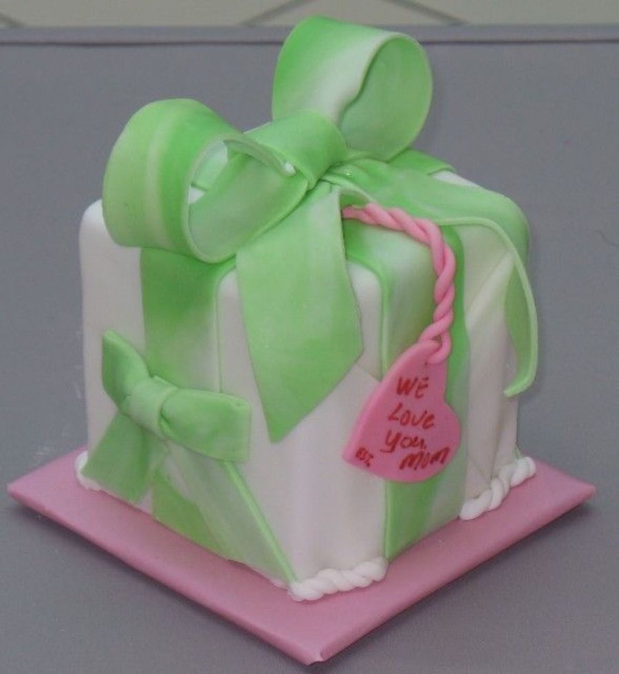 Pa_Cake_Show_080_Large_Web_Vie.jpg - CakeCentral.com