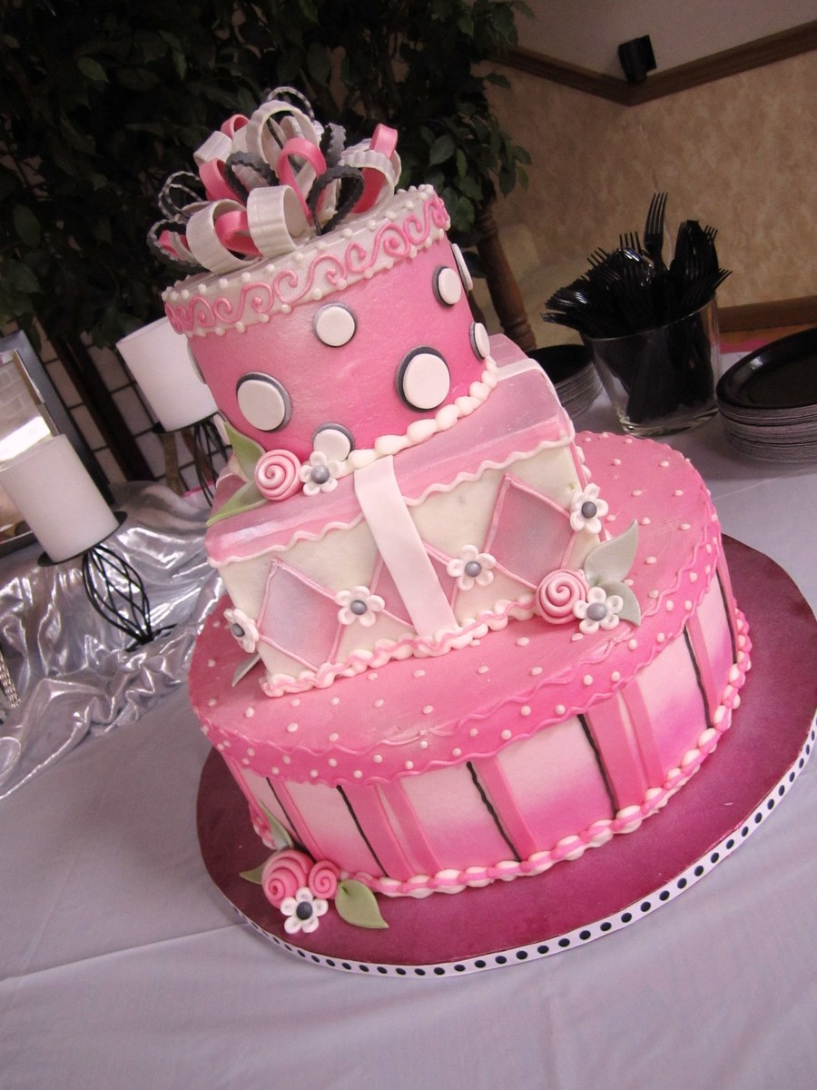 Stacked Presents - CakeCentral.com