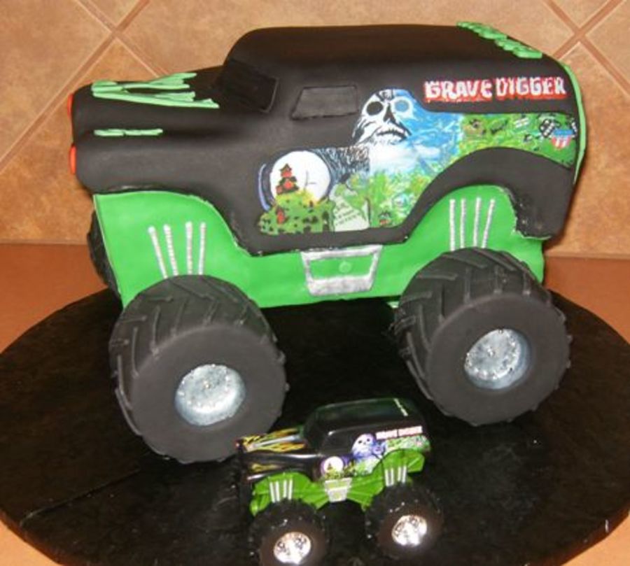 Brody's Grave Digger Monster Truck - CakeCentral.com