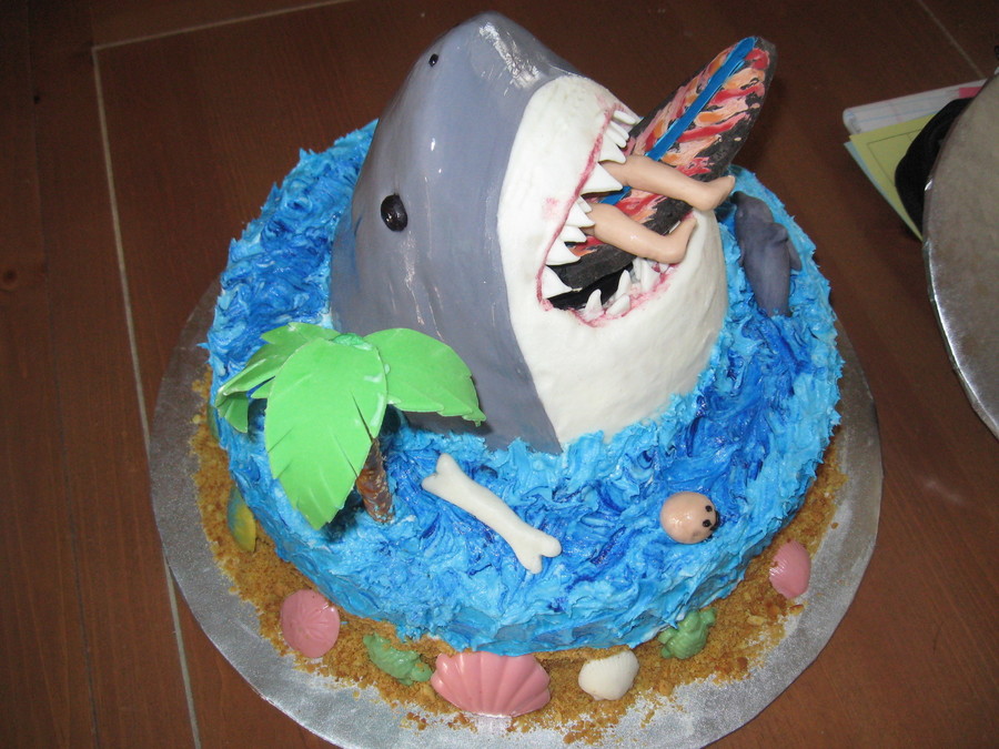 Shark Cake - CakeCentral.com