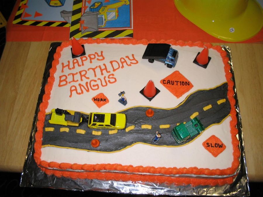 Construction Highway - CakeCentral.com