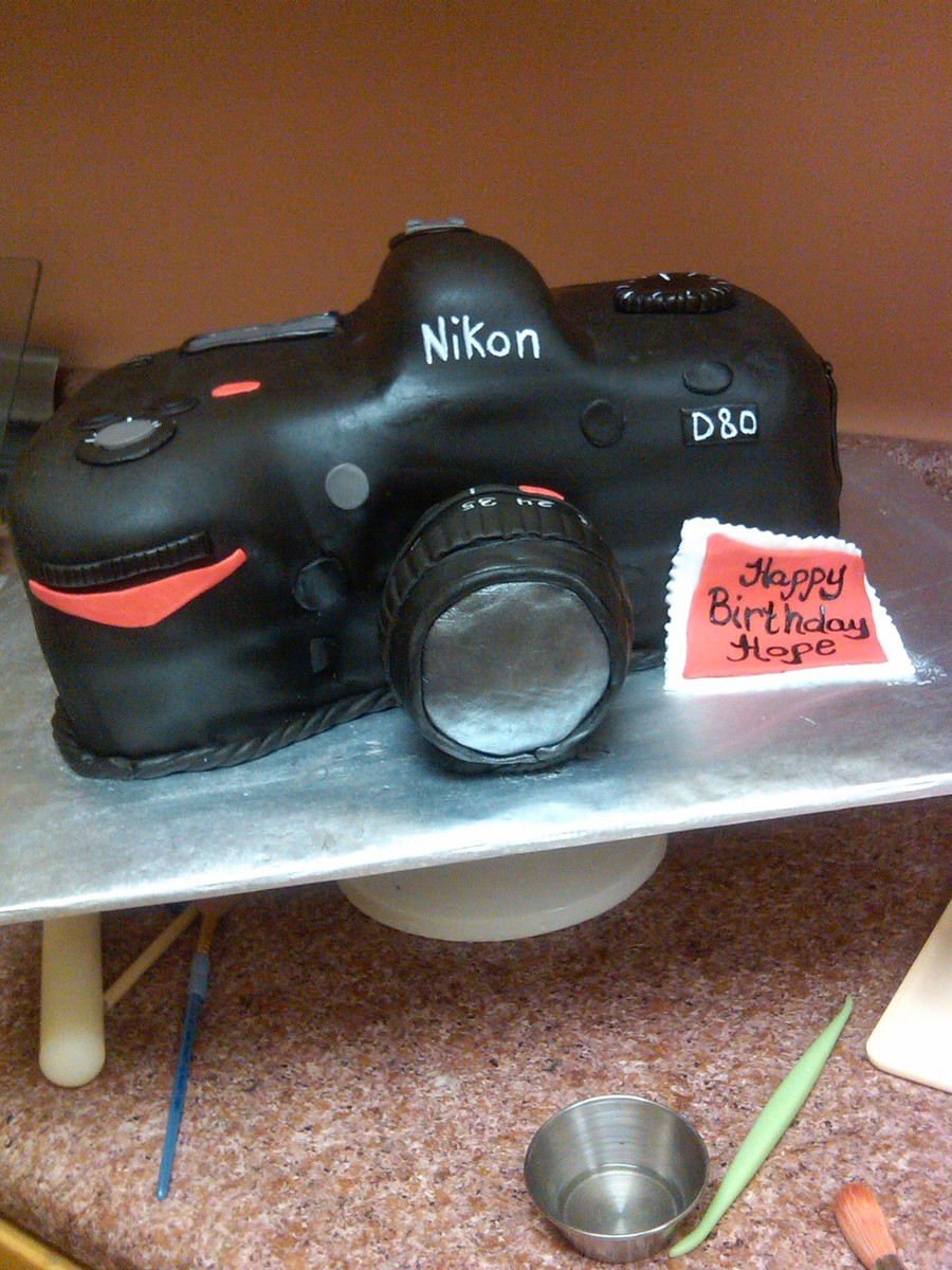 Nikon Camera Cake - CakeCentral.com