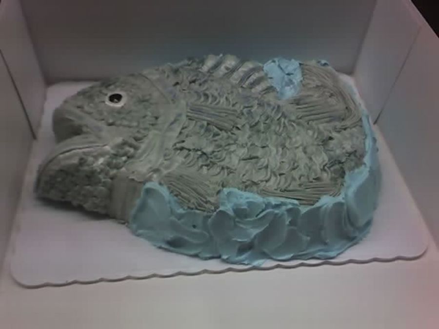 Buttercream Fish - CakeCentral.com