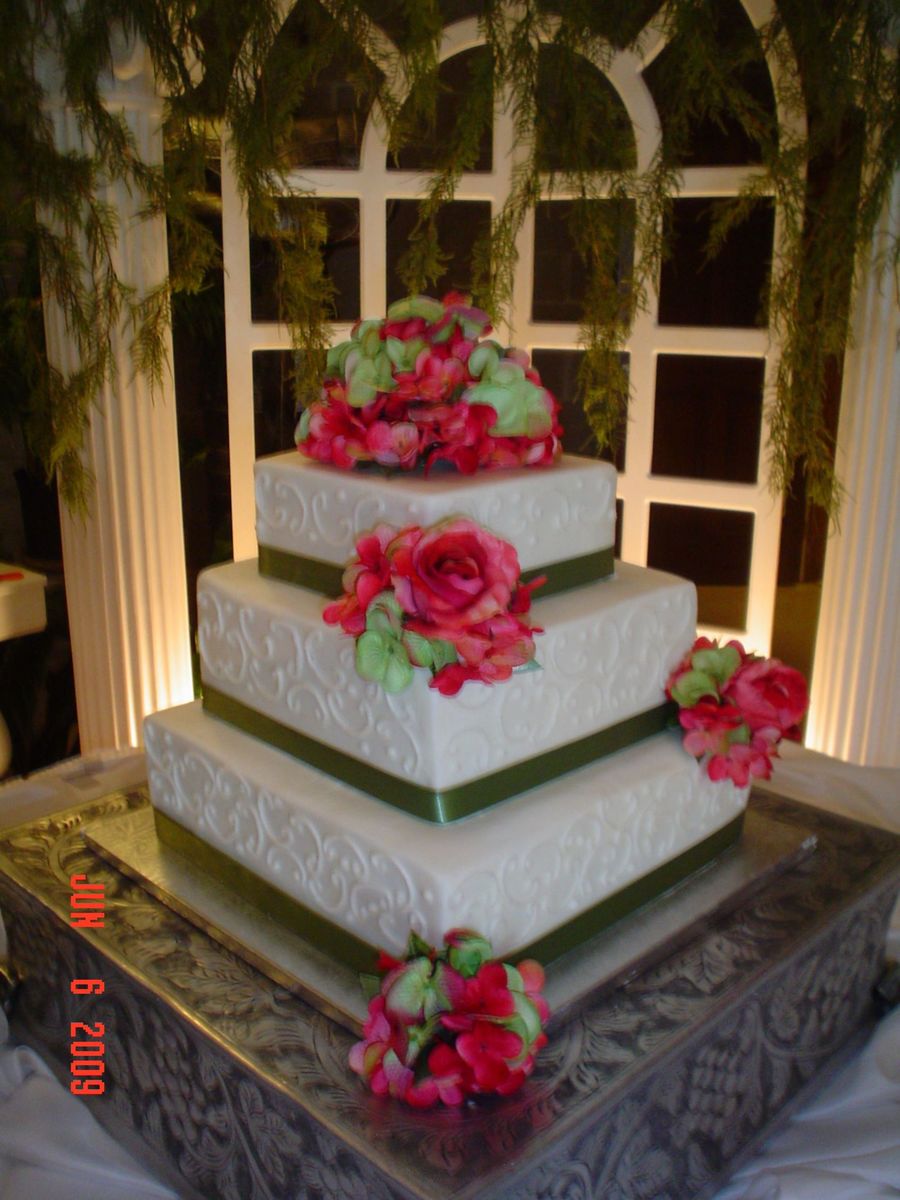 Square 3 Tier Wedding Cake - CakeCentral.com
