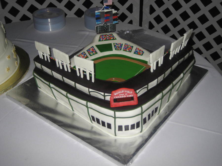 Wrigley Field - CakeCentral.com