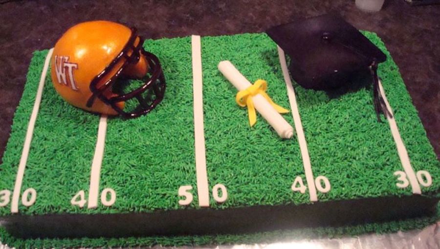 Football Graduation - CakeCentral.com
