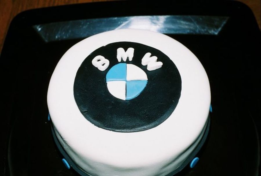 Bmw Cake - CakeCentral.com