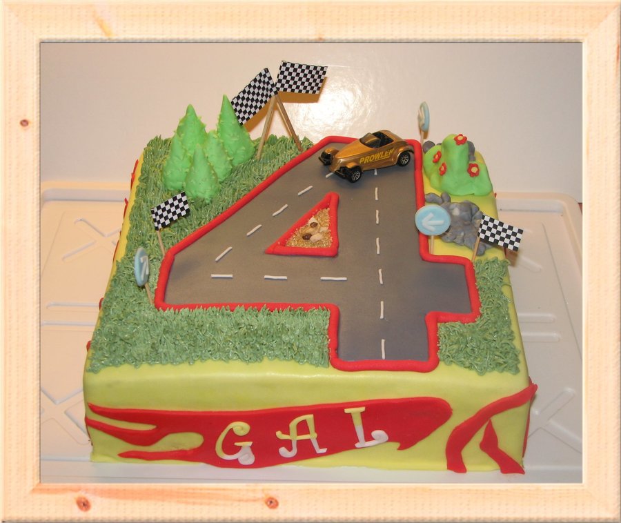 Hot Wheels - CakeCentral.com