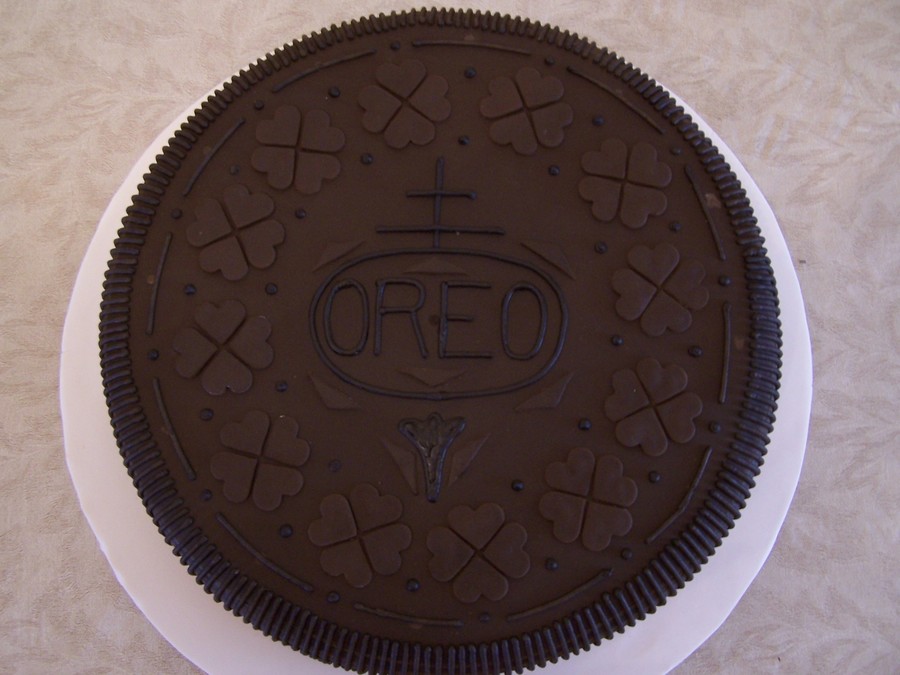 Oreo Birthday Cake - CakeCentral.com
