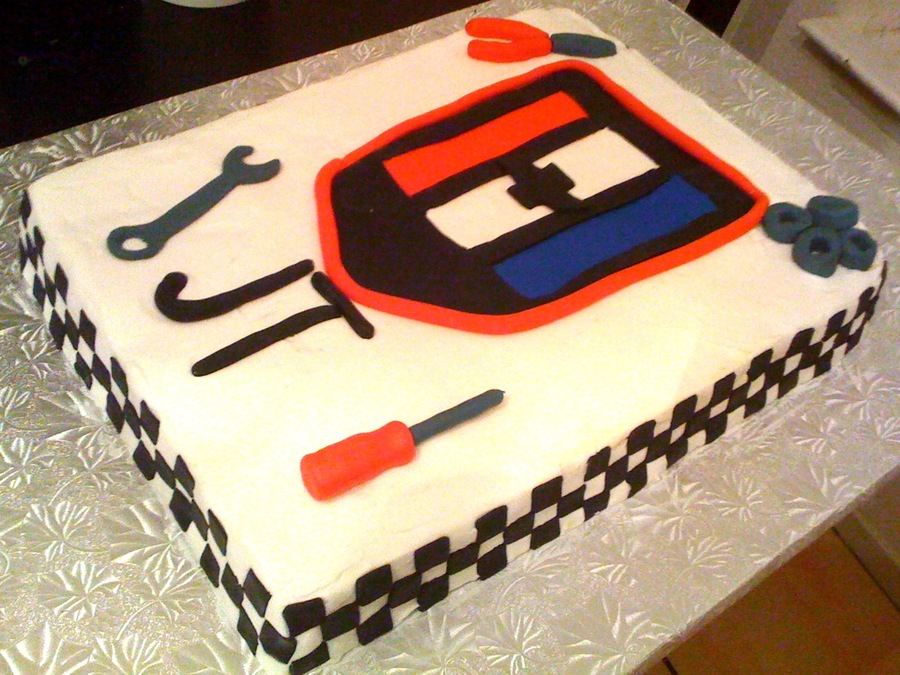 Mechanic Graduation Cake - CakeCentral.com