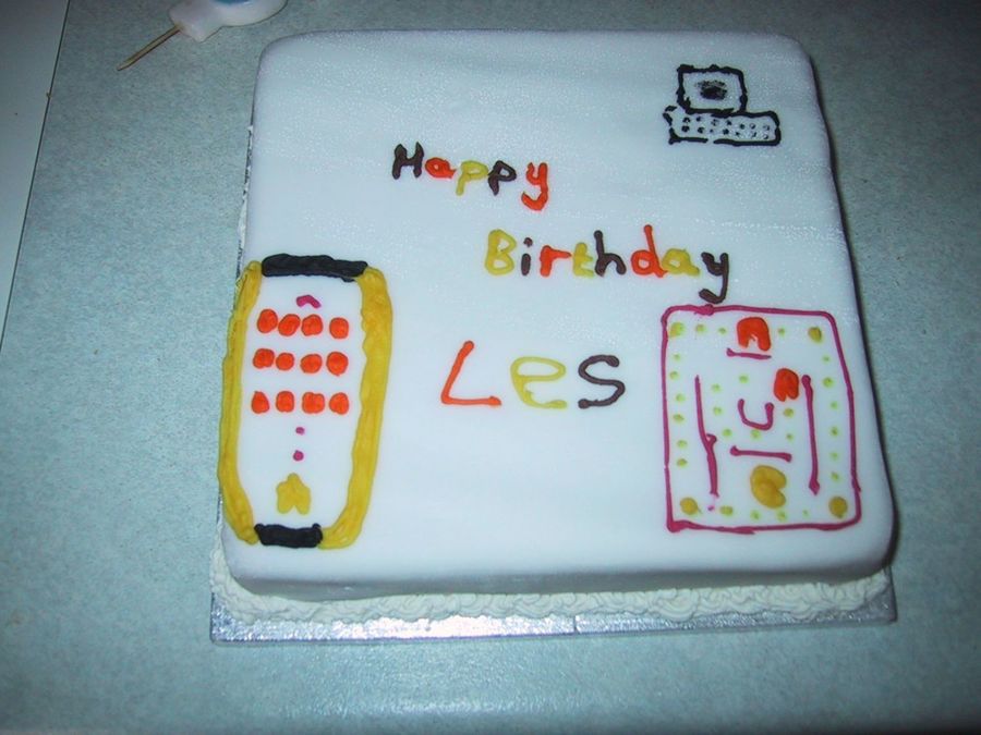 Les Birthday Cake 2002 - CakeCentral.com