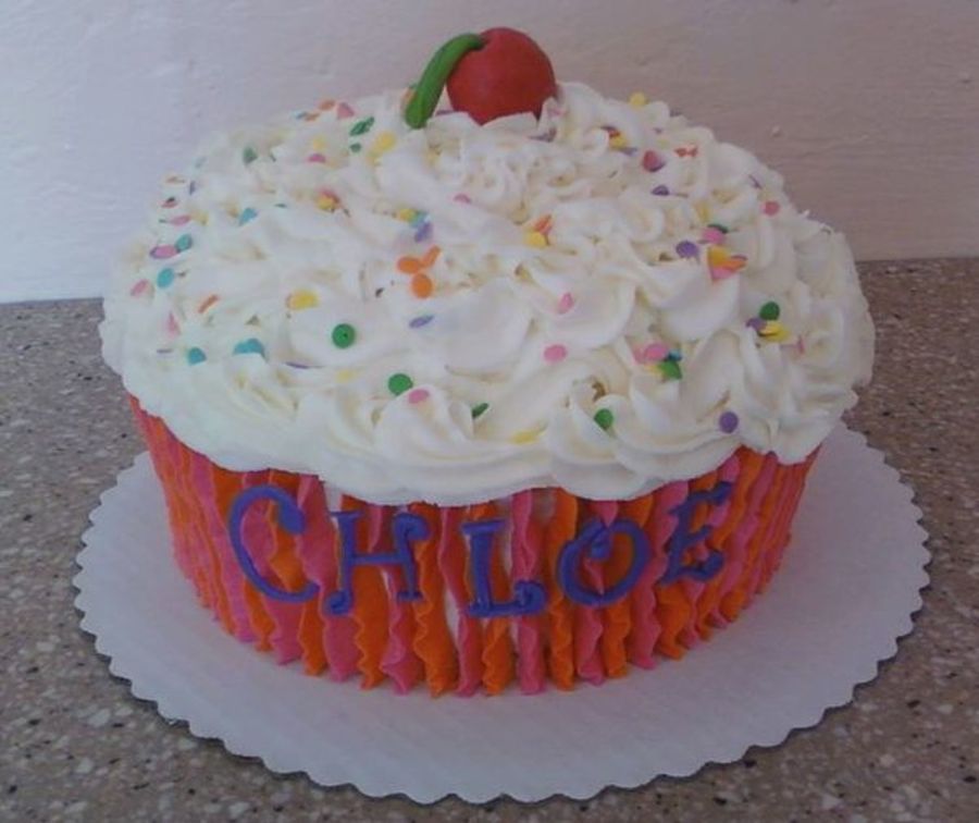 Giant Cupcake For Chloe - CakeCentral.com