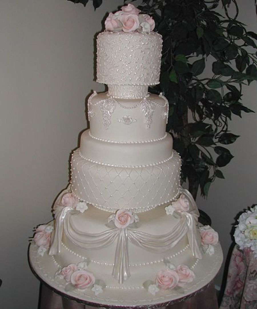 My Wedding Cake - CakeCentral.com