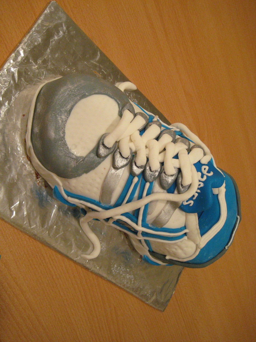 Sneaker Cake - CakeCentral.com