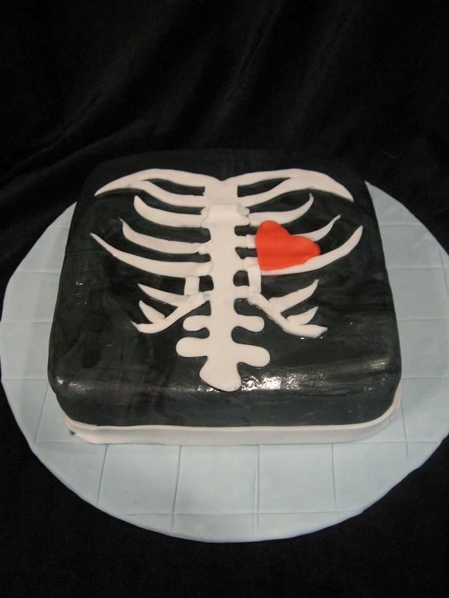 Spooky Skeleton Cake - CakeCentral.com