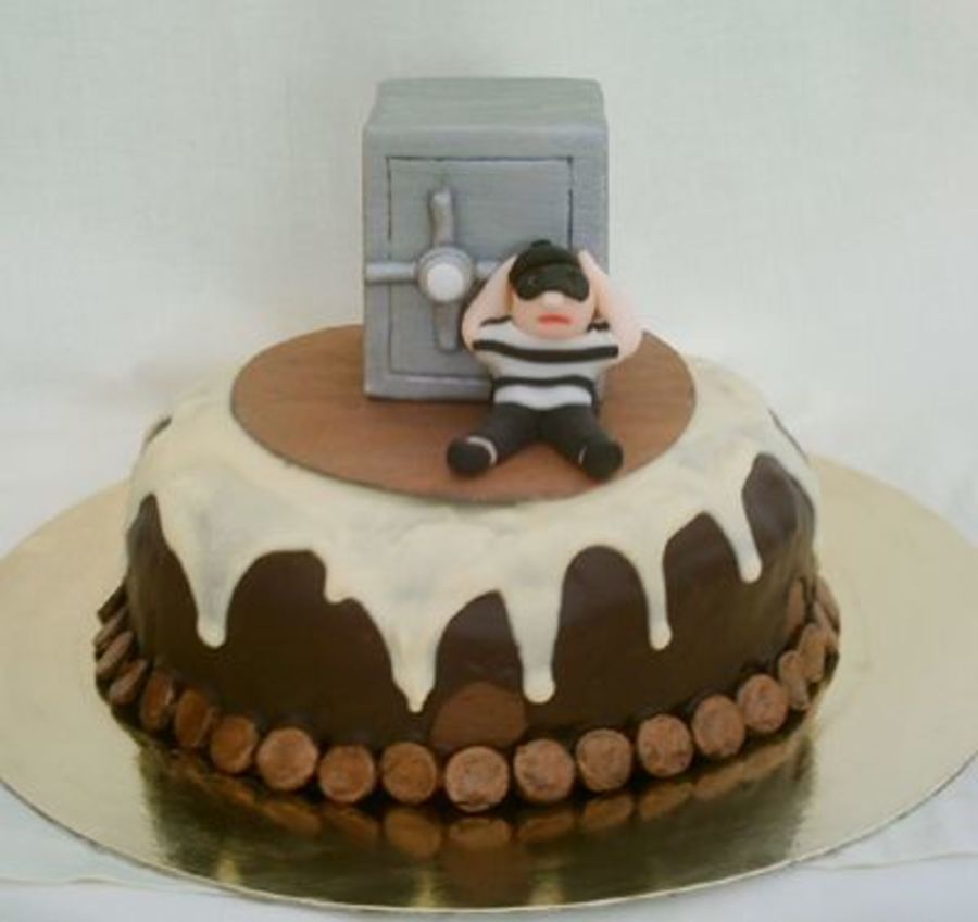 Burglarsm.jpg - CakeCentral.com
