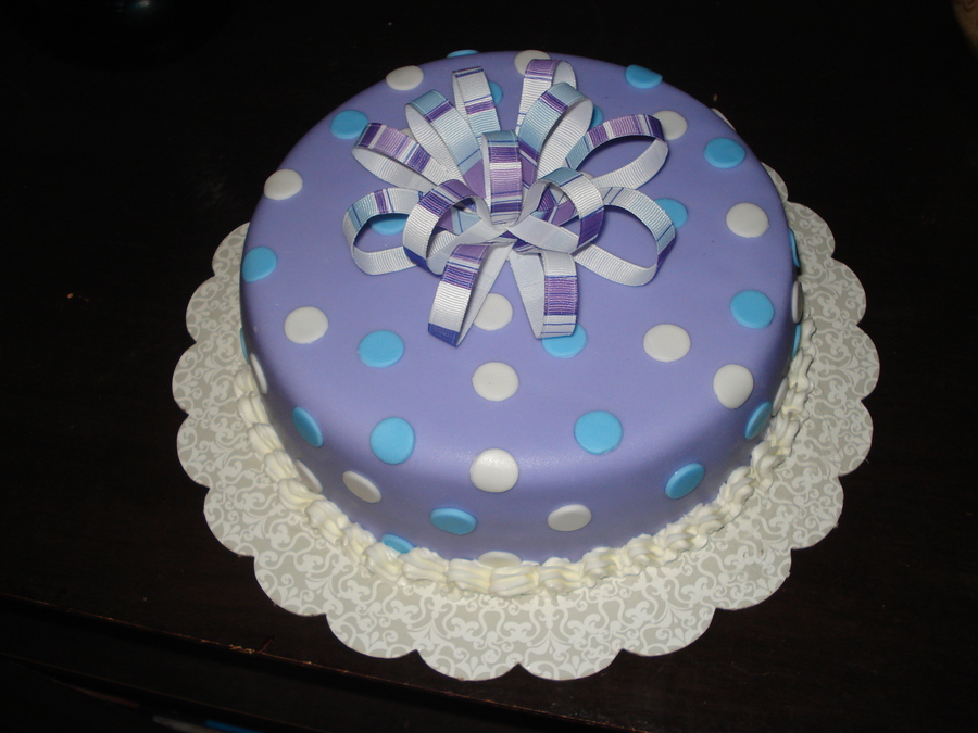 Purple Dots - CakeCentral.com