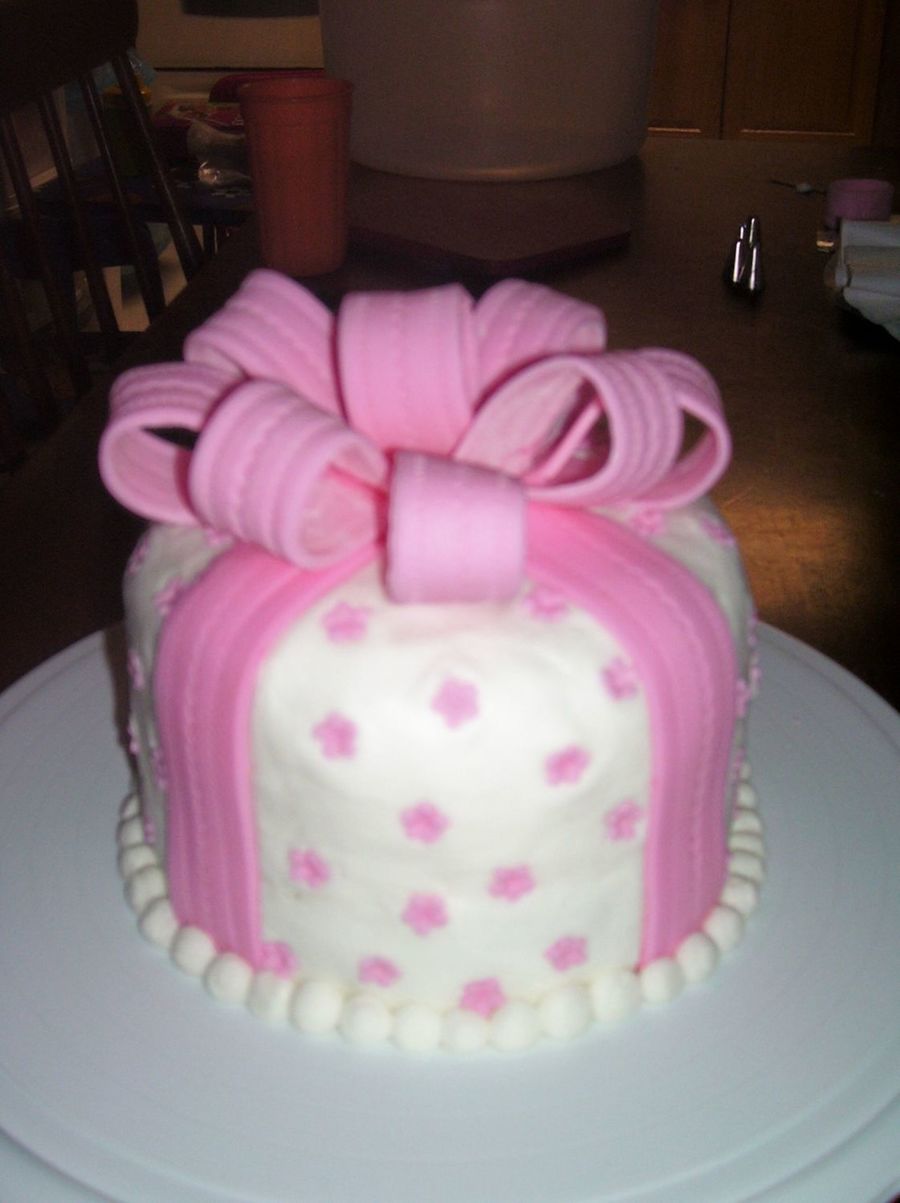 Gift Birthday Cake - CakeCentral.com