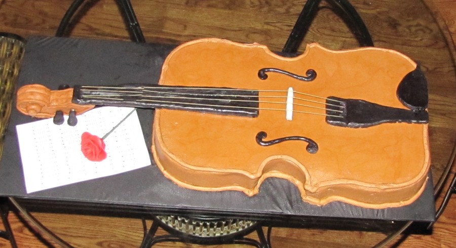 Violin - CakeCentral.com