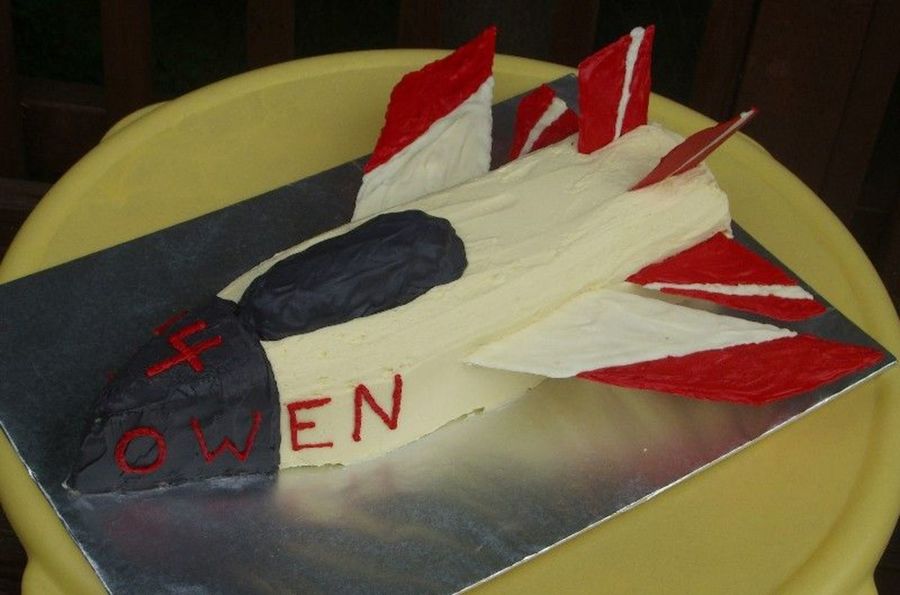 Jet Fighter Plane - CakeCentral.com