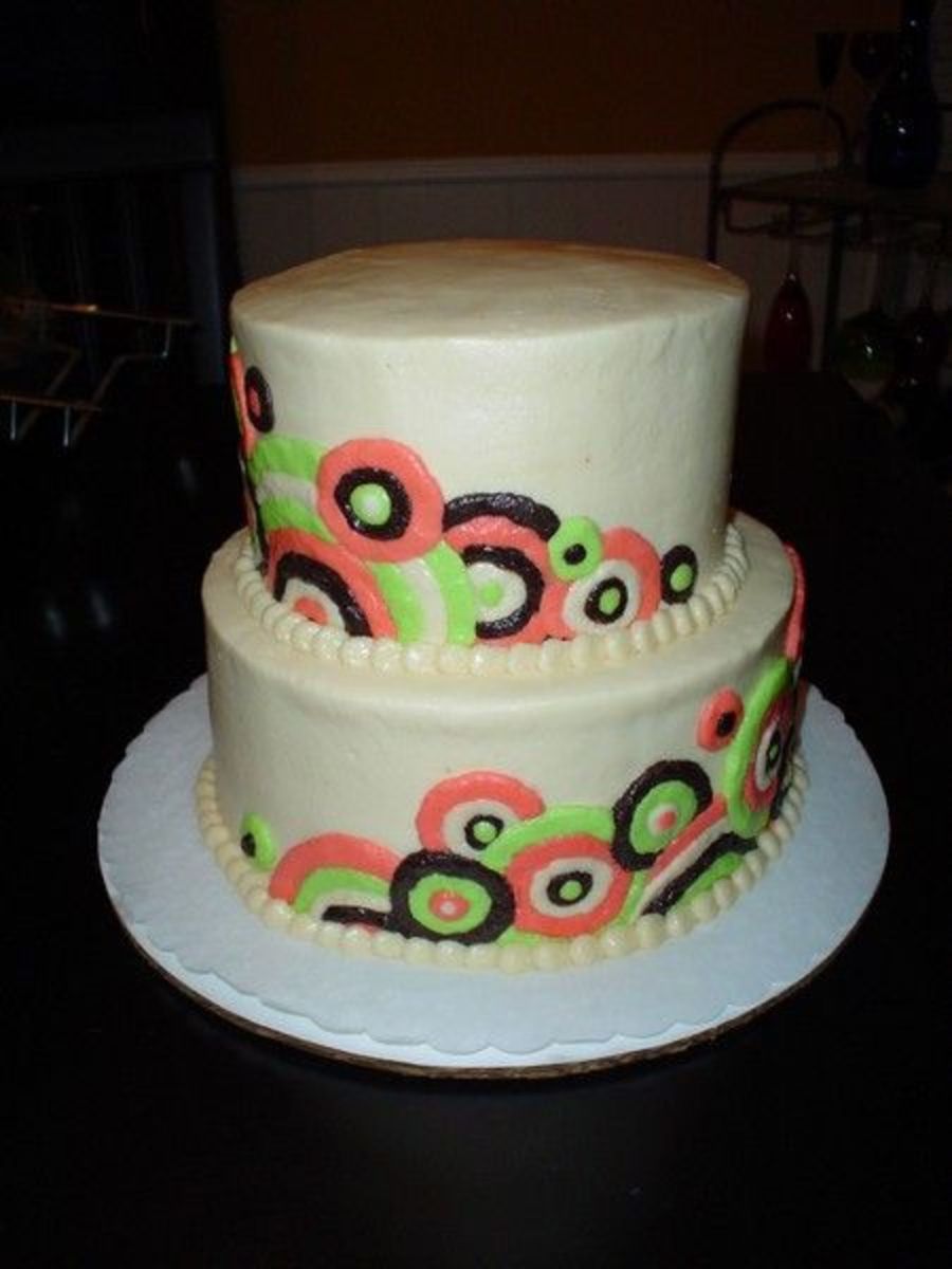 Groovy Circles - CakeCentral.com
