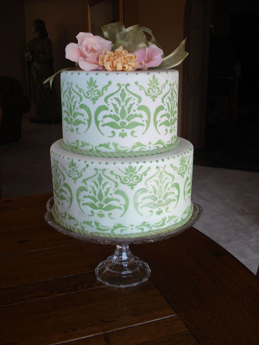 Damask Stencil - CakeCentral.com
