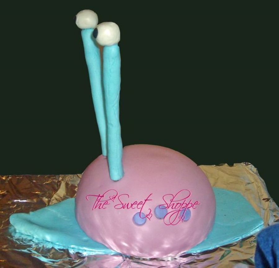 Gary The Snail - CakeCentral.com