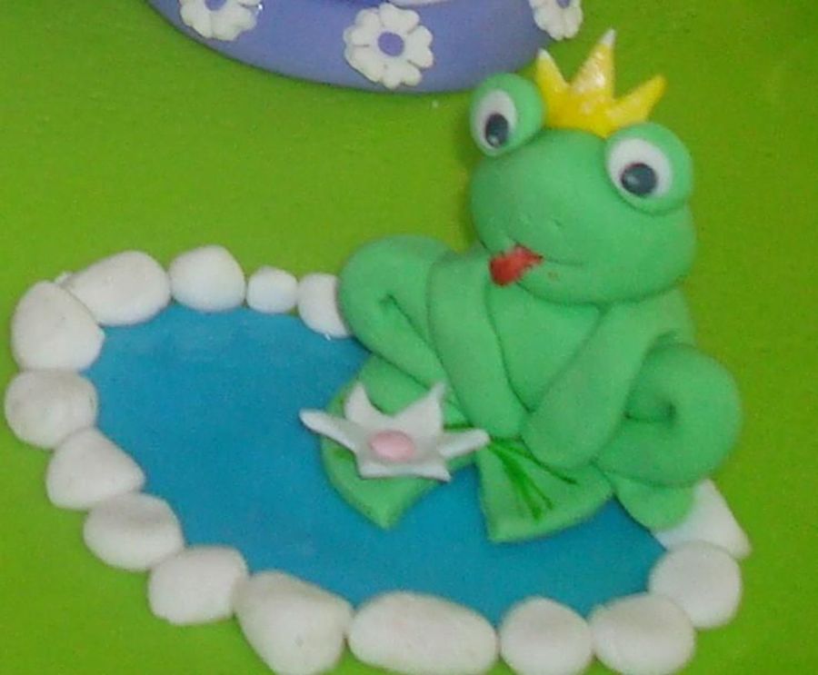 Frog Prince Castle - CakeCentral.com