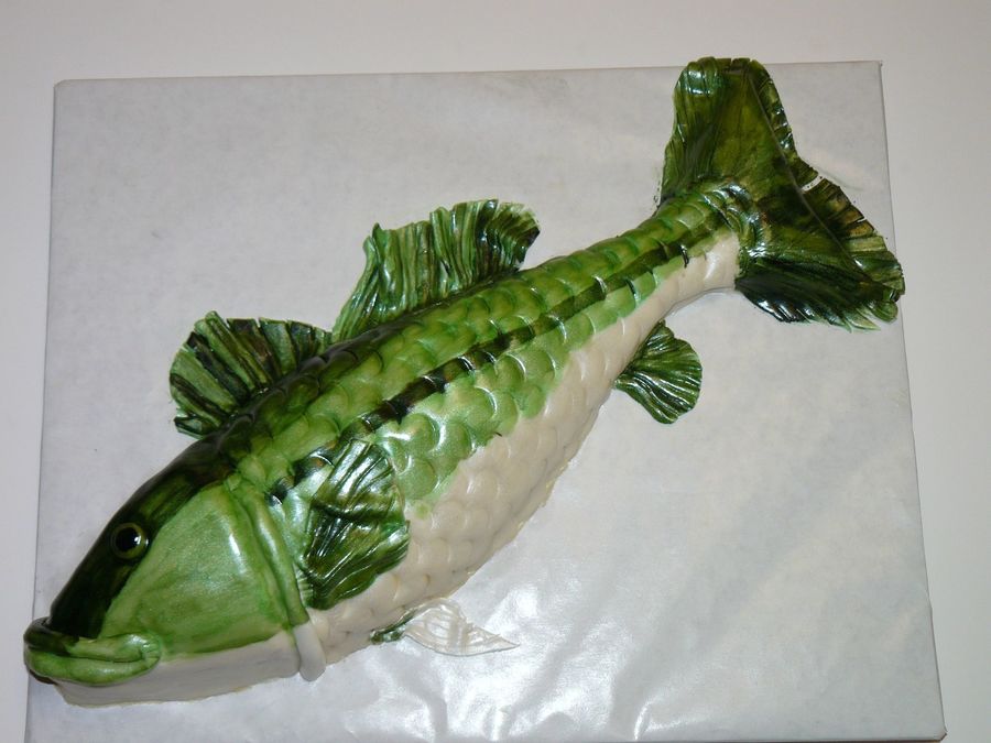 Largemouth Bass - CakeCentral.com