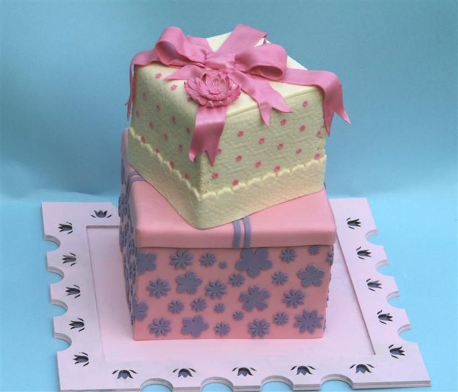 Gift Boxes - CakeCentral.com