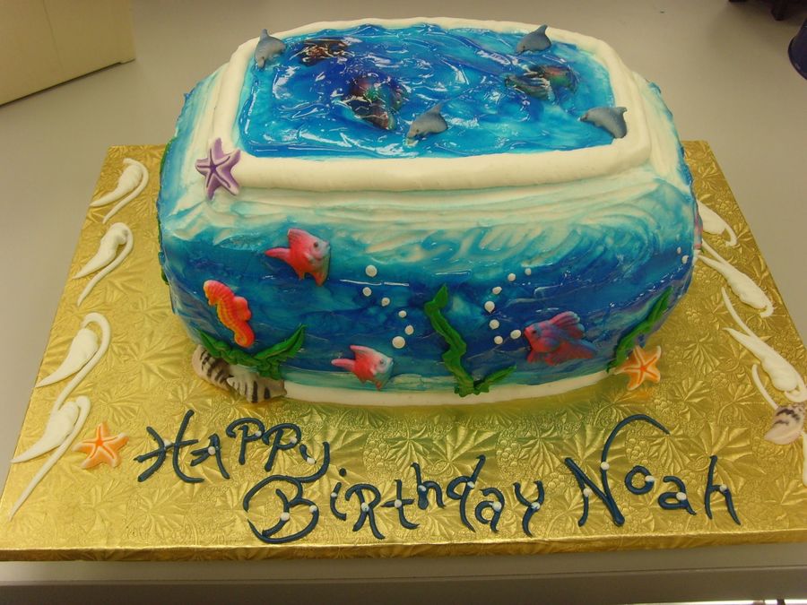 Fish Tank - CakeCentral.com