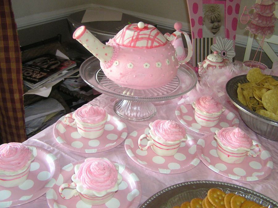 Teapot Cake And Teacup Cupcakes - CakeCentral.com