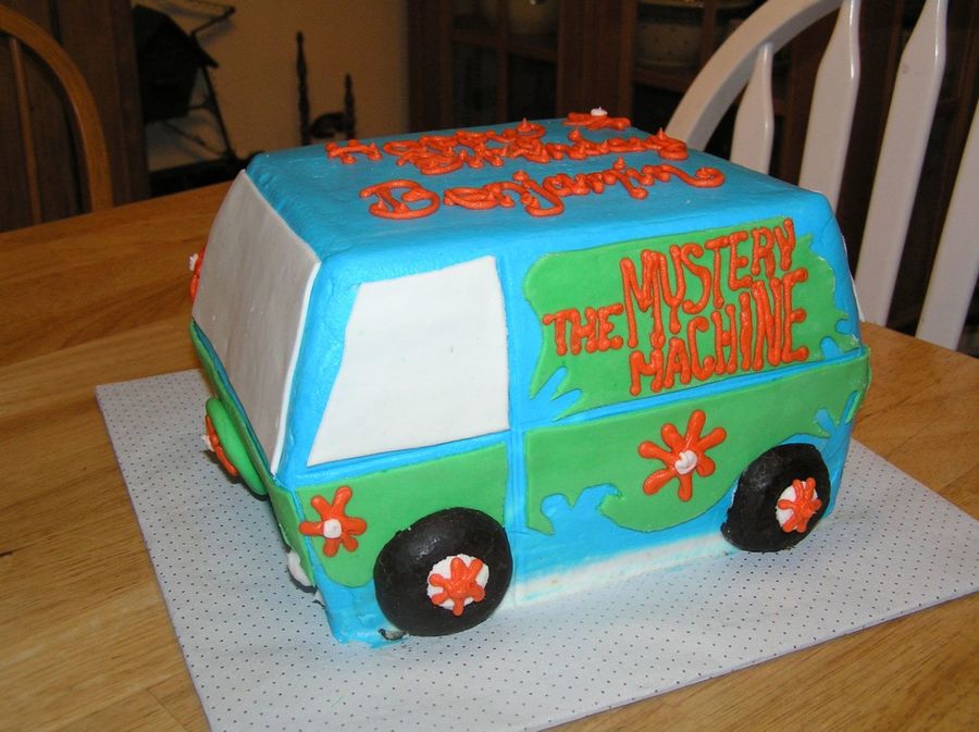 Mystery Machine Birthday Cake - CakeCentral.com
