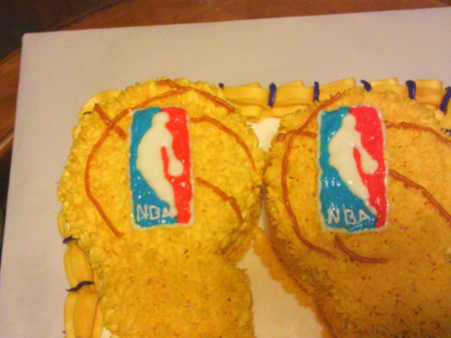 Nba Lakers Trophy Cake - CakeCentral.com