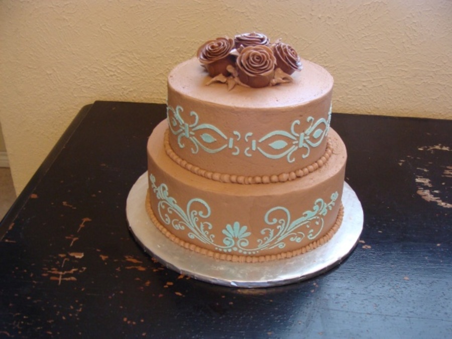 Tootsie Roll Rose Cake - CakeCentral.com