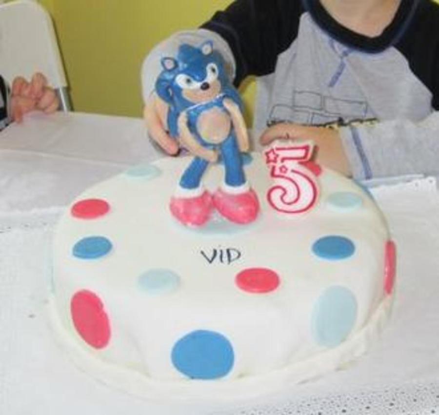 Sonic - CakeCentral.com