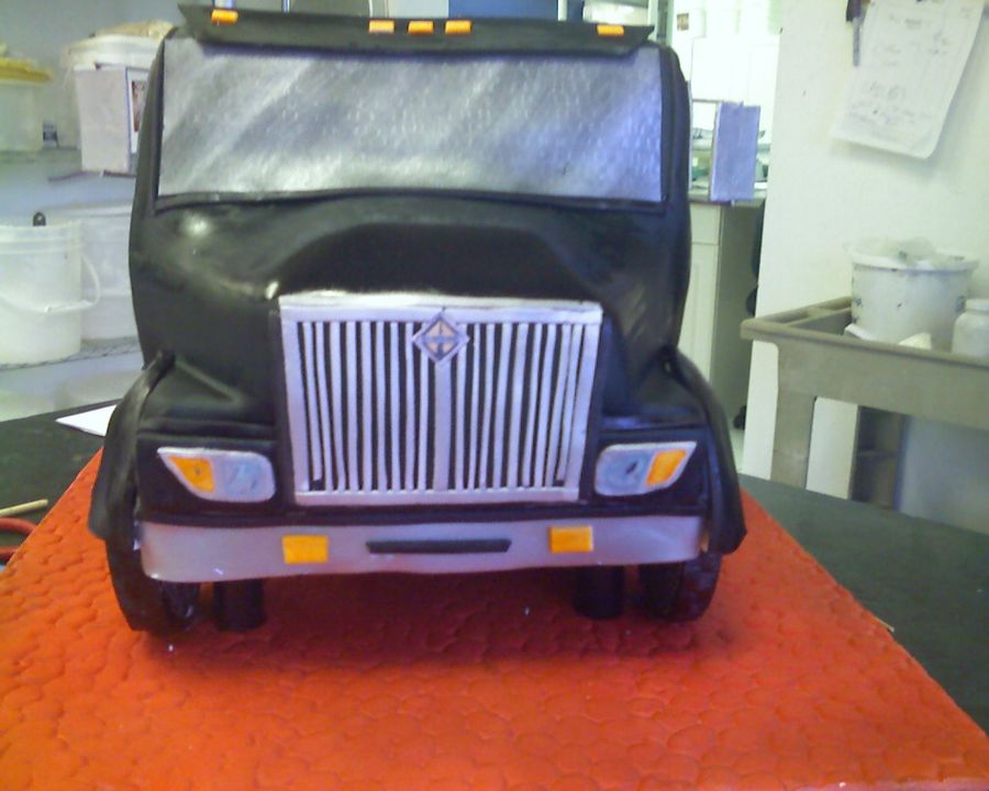 Big Truck - CakeCentral.com