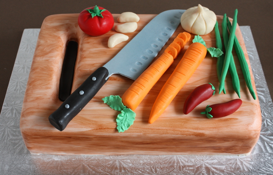 Cutting Board With Vegetables - CakeCentral.com