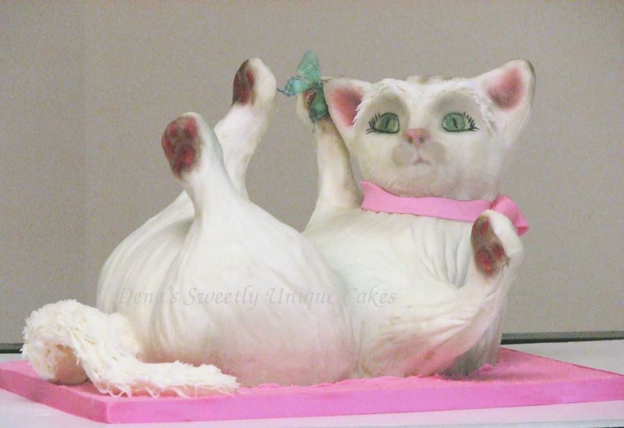Cat Playing - CakeCentral.com