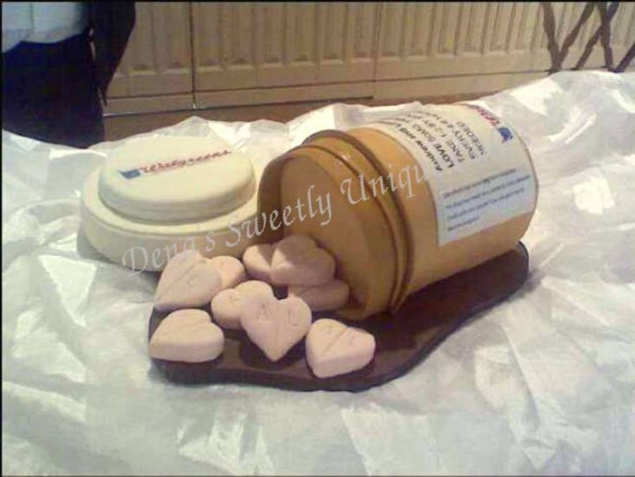 Pill Bottle Cake - CakeCentral.com