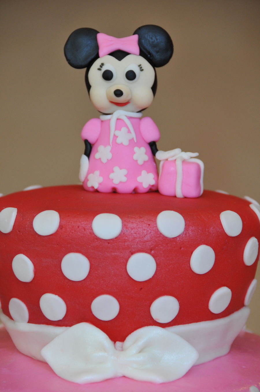 Emma's Little Minnie Mouse - CakeCentral.com