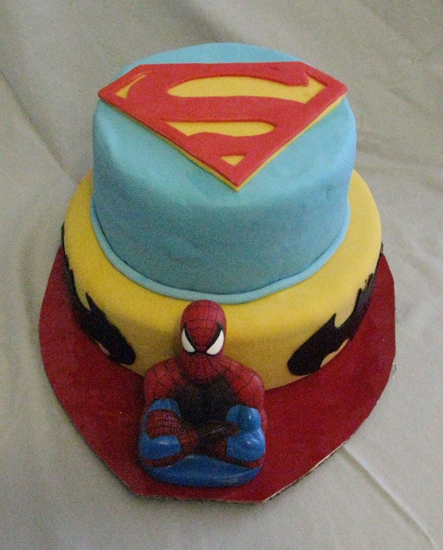Super Heroes - CakeCentral.com