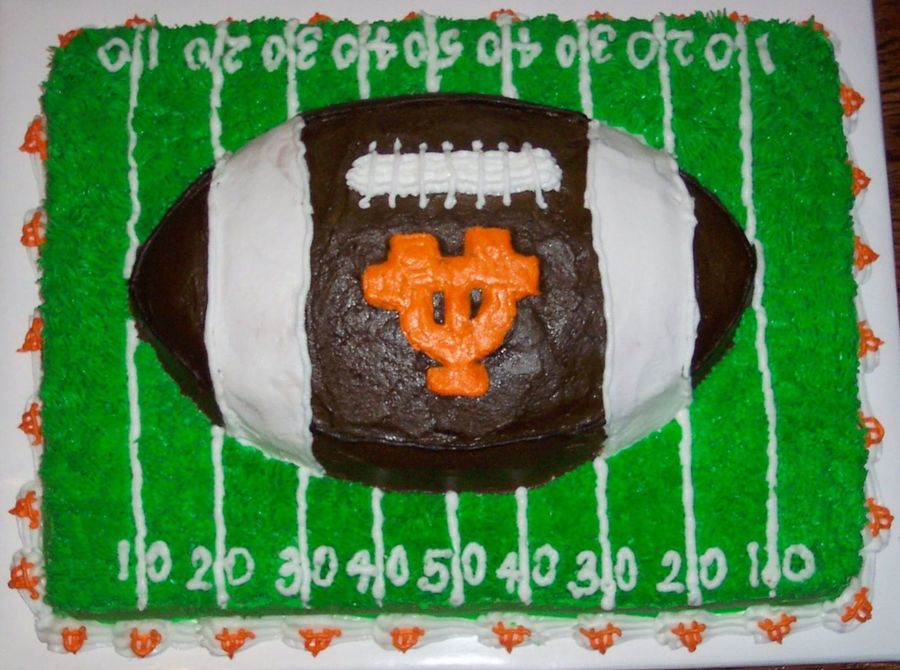 Ut Football Cake - CakeCentral.com