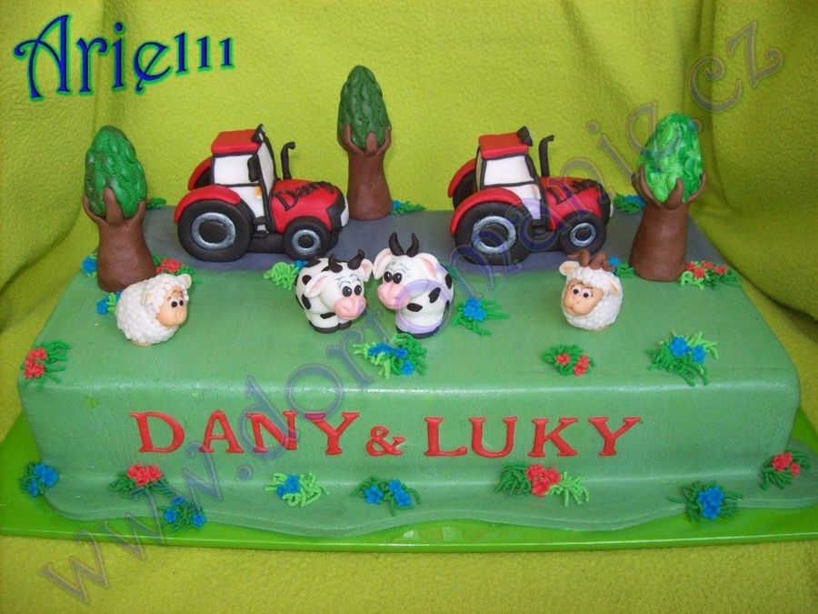 Tractors - CakeCentral.com
